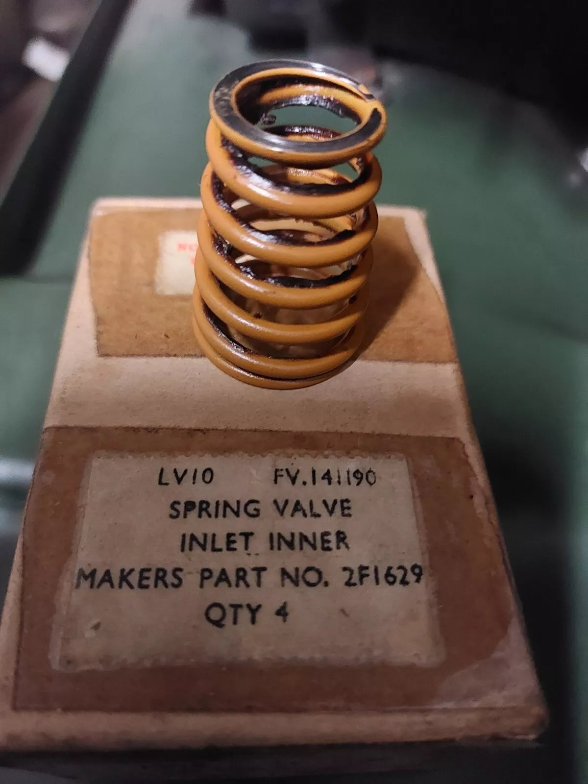 Austin Champ Inlet Valve Spring Inner FV141190 4 springs – Champ Spares